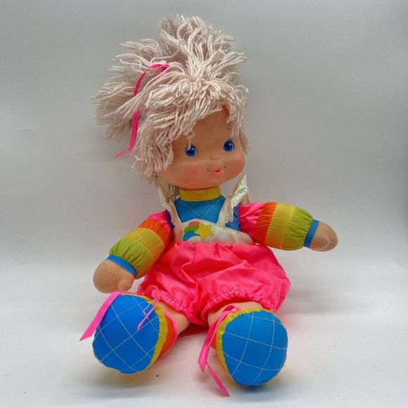 Rainbow Brite | Toys | Hallmark Mattel 983 Rainbow Brite Doll Tickled ...